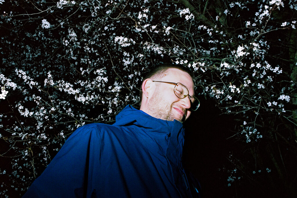 Tom VR: Heart Can Still Somersault (Spectral Sound)