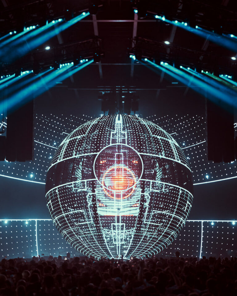 Eric Prydz y [UNVRS] presentan un documental sobre la creación de ...